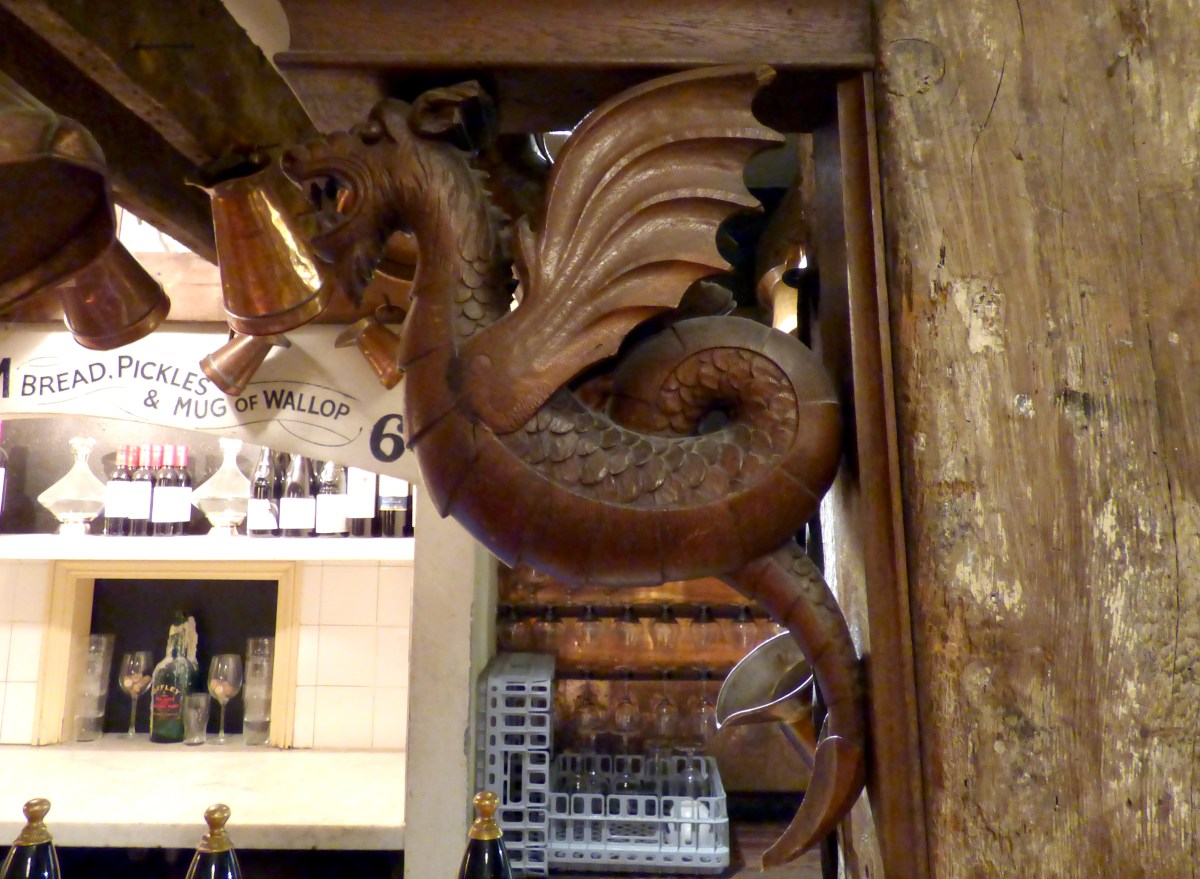 Mug House Wyvern, London Bridge – Dragons of London