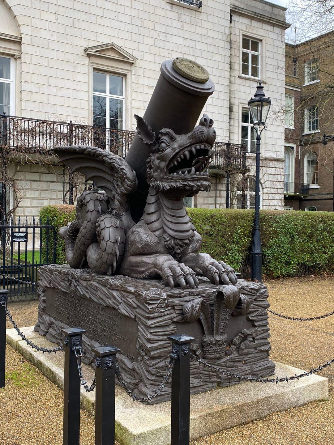Cádiz Memorial Canon Dragon – Dragons of London